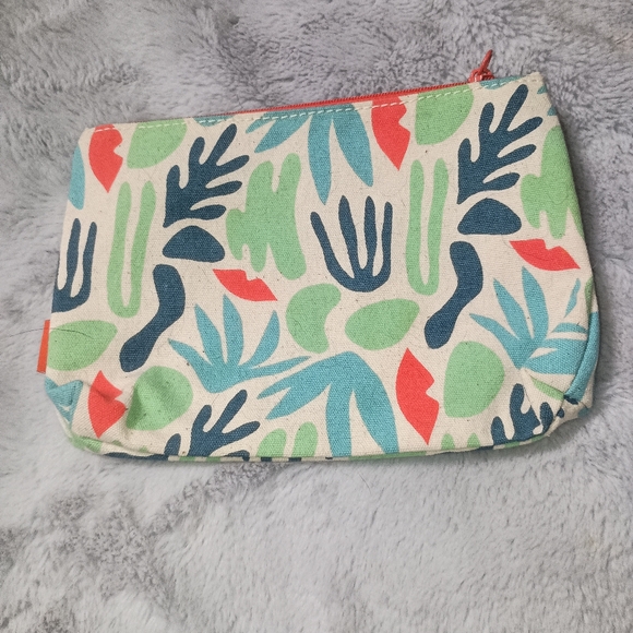 ipsy | Bags | 5 For 2 Ipsy April 202 Force Of Nature Bag | Poshmark